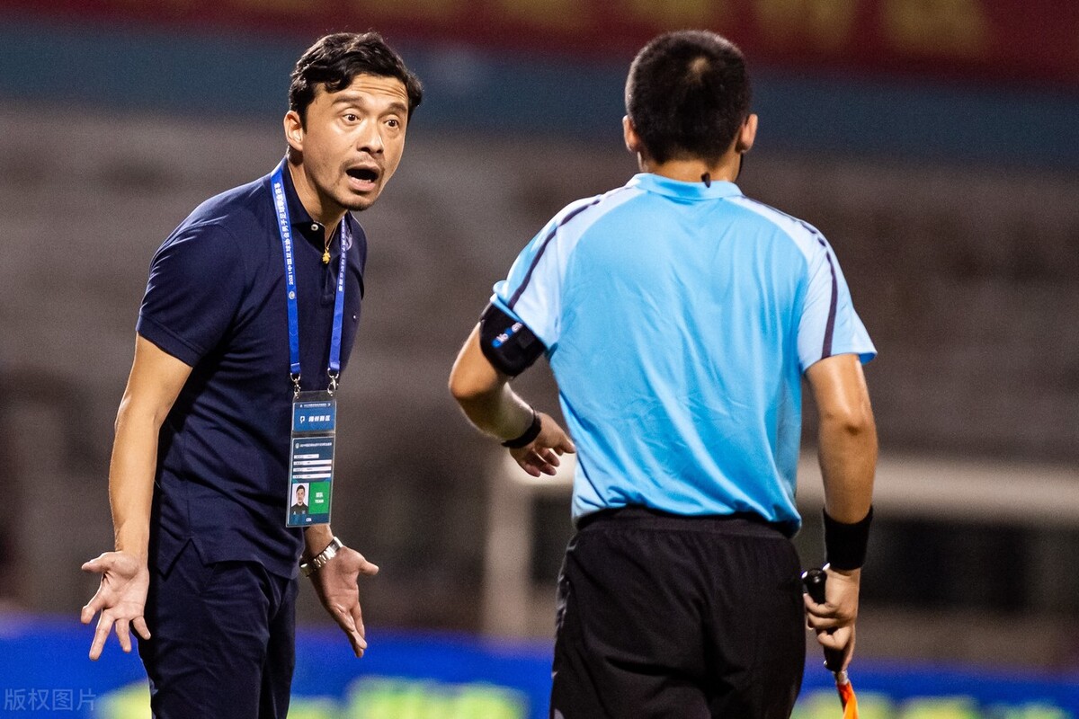 Xie Hui is cold!After drinking and criticizing Jinyuan football, he was ...