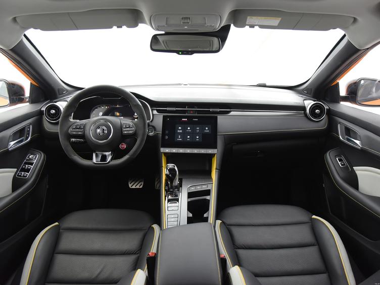 The new MG 6 PRO comes on the market, with a sports kit/big tail, with ...