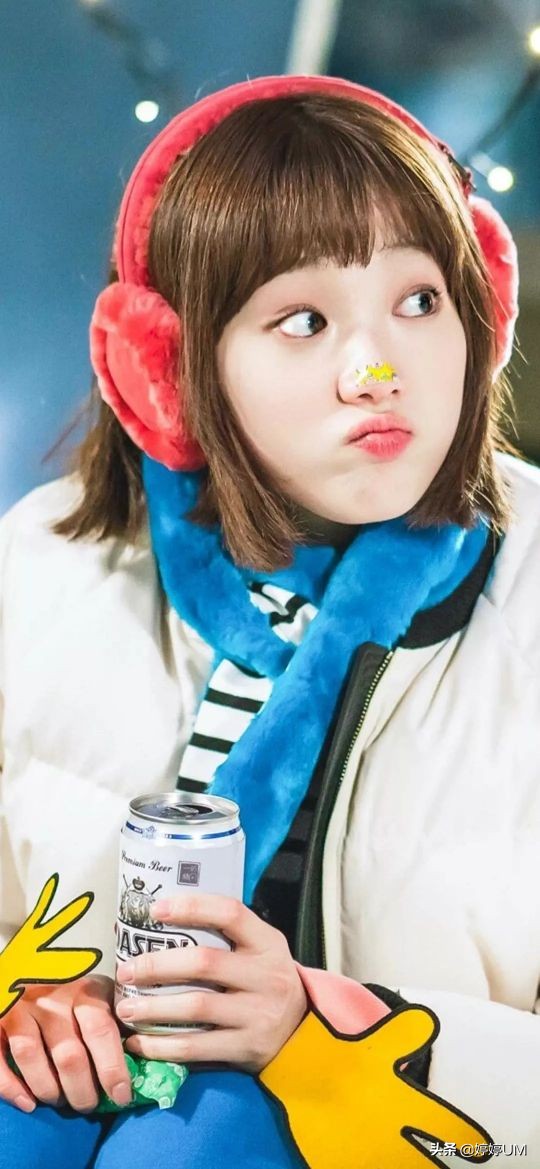 South Korean leg spirit Li Jingwen, the heroine in "Weightlifting Fairy ...