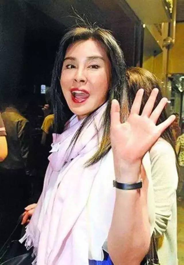 Some actresses look like He Bi-nong and Hua Ruo Li, but they didn't ...