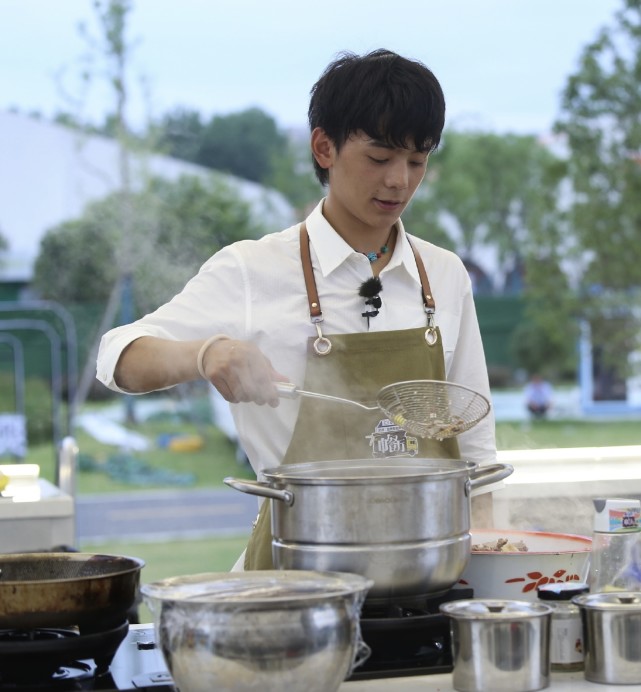 Ding Zhen looks stunning in Peking Opera, but the aura and purity in ...
