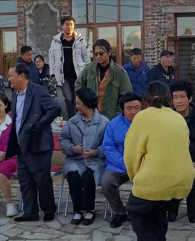 61-year-old national first-class actor Liu Jia, who replaced Yu Yuexian ...