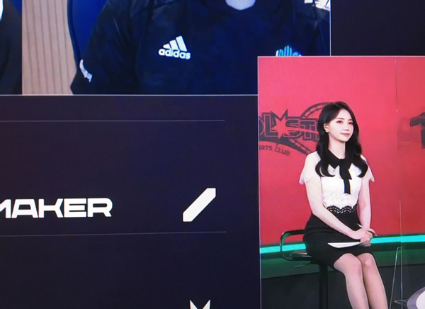 LCK beauty host is on fire! The high-profile appearance attracts the ...