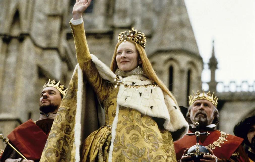 She is the queen of the elves with a strong aura. How to make the big ...