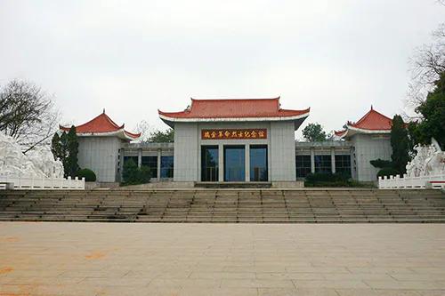 Walk into Ruijin, look at this red hot land - iNEWS