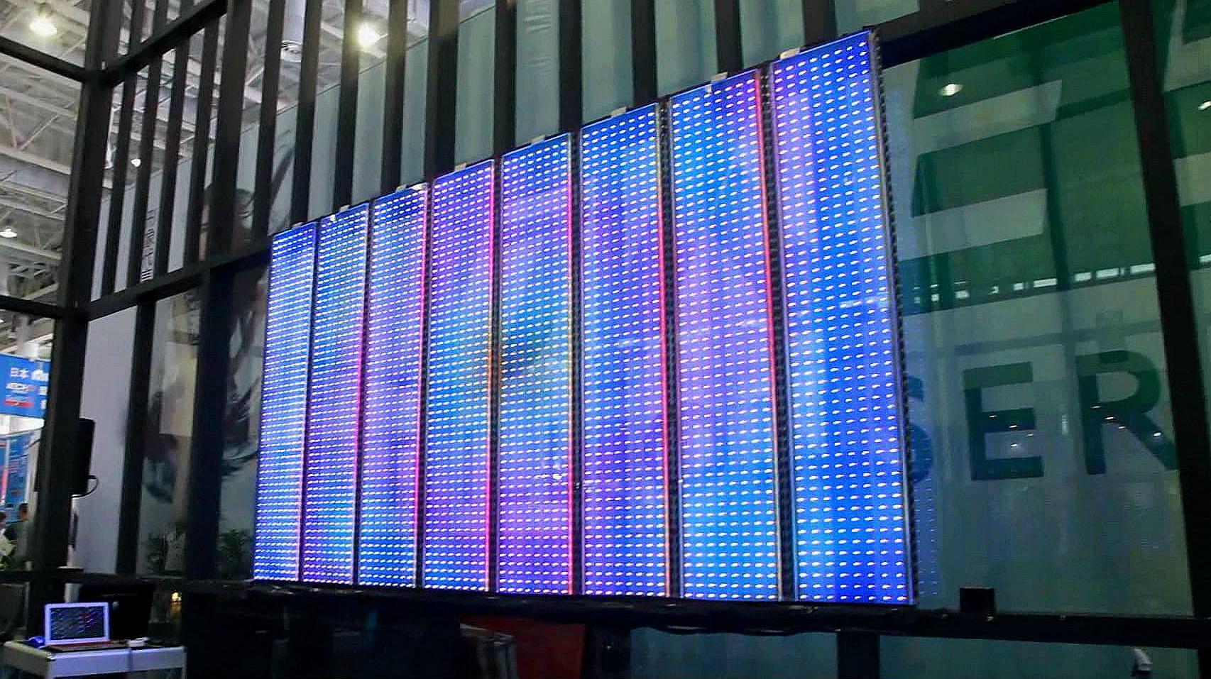 What are the basic elements of the clarity of a full-color LED display ...