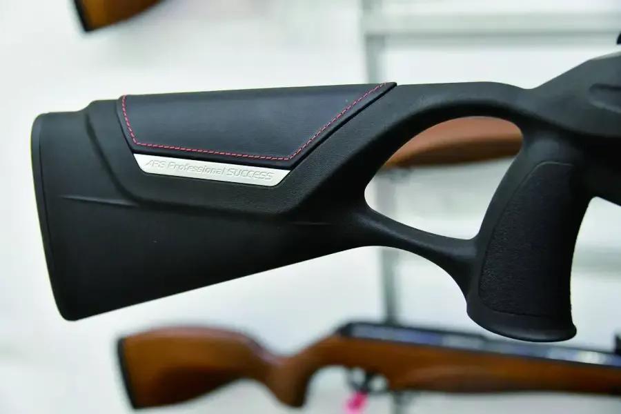 A spring air rifle with a muzzle velocity of 400 meters and a kinetic ...