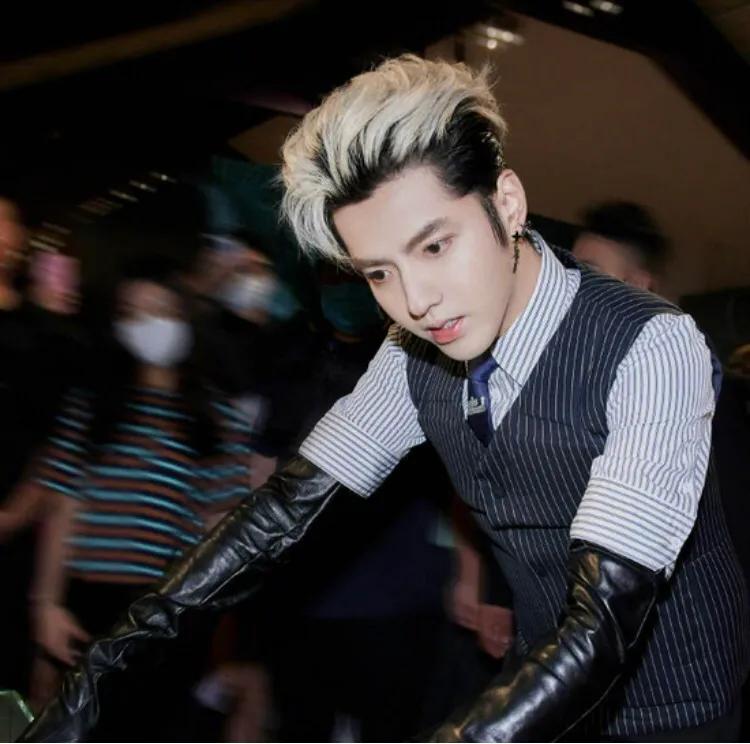 Behind Wu Moufan's "coolness", who is the biggest winner - iNEWS