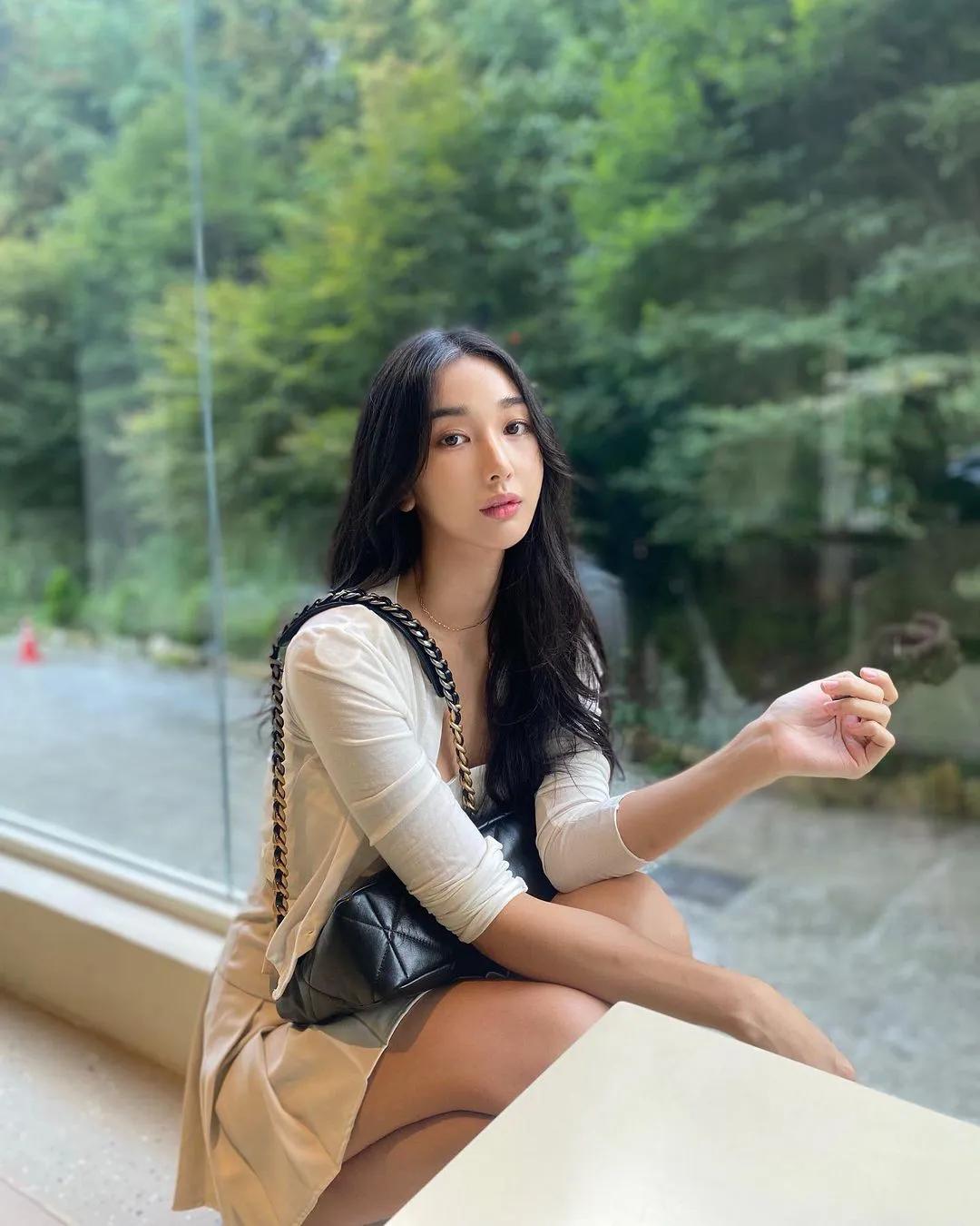 South Korean model Li Ruixia, good figure of 173cm52kg - iNEWS