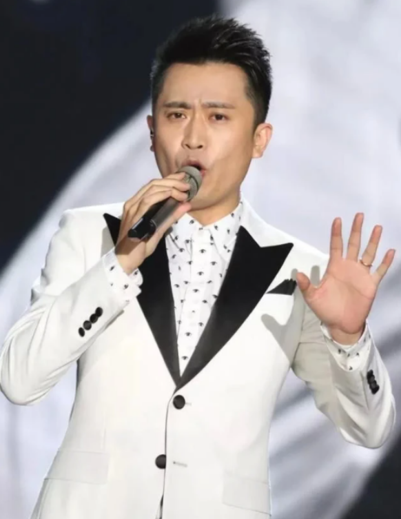 Why did Yang Fan, who is more qualified than Zhang Tao and has a good ...