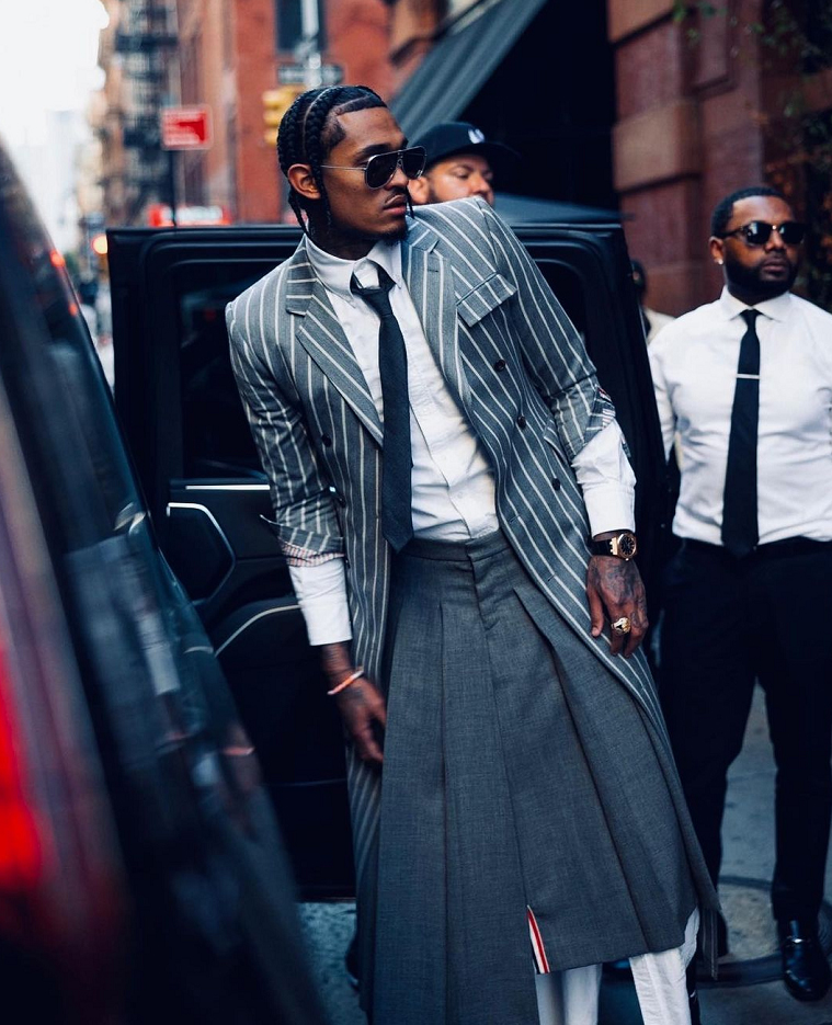 Westbrook shines in New York Fashion Week, knit sweaters and pleated ...