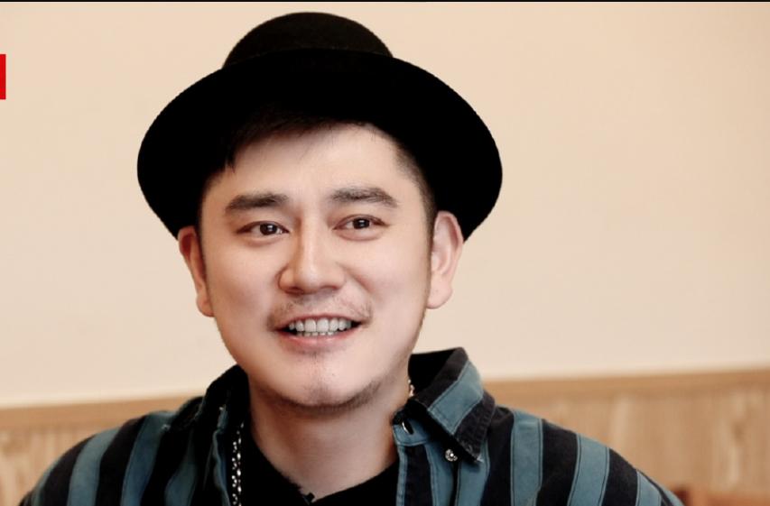 Qian Feng once publicly teased a female guest, seeing that she was ...