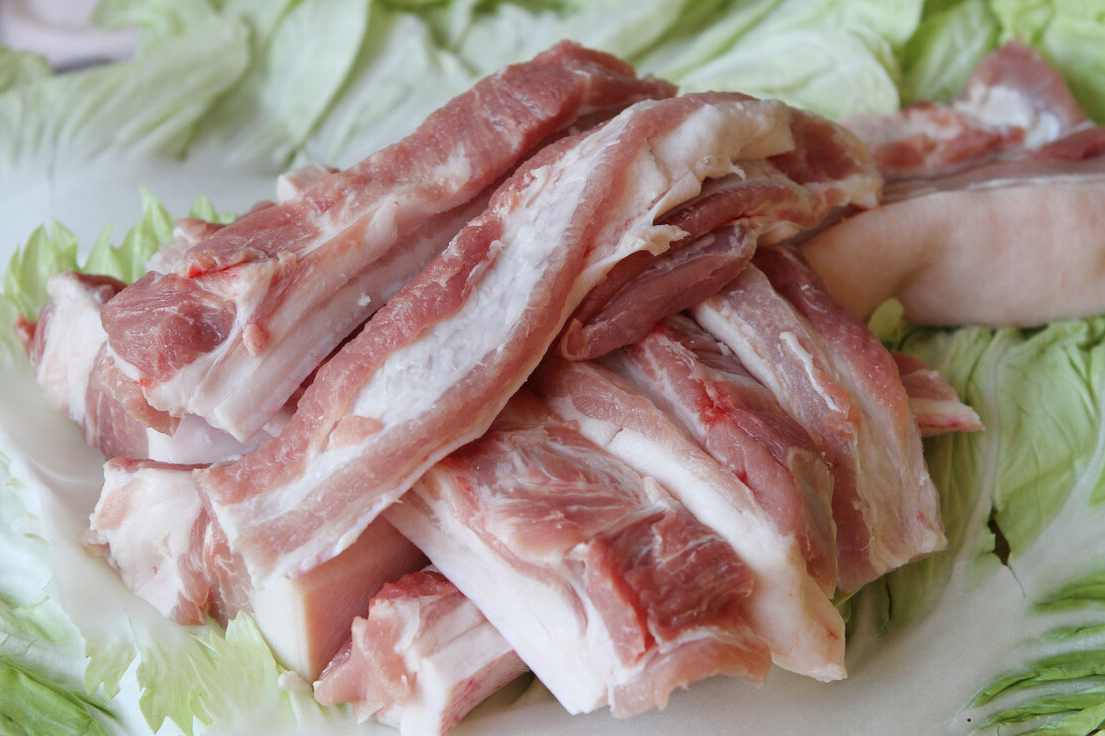 When buying pork belly, choose "top five flowers" or "low five flowers ...