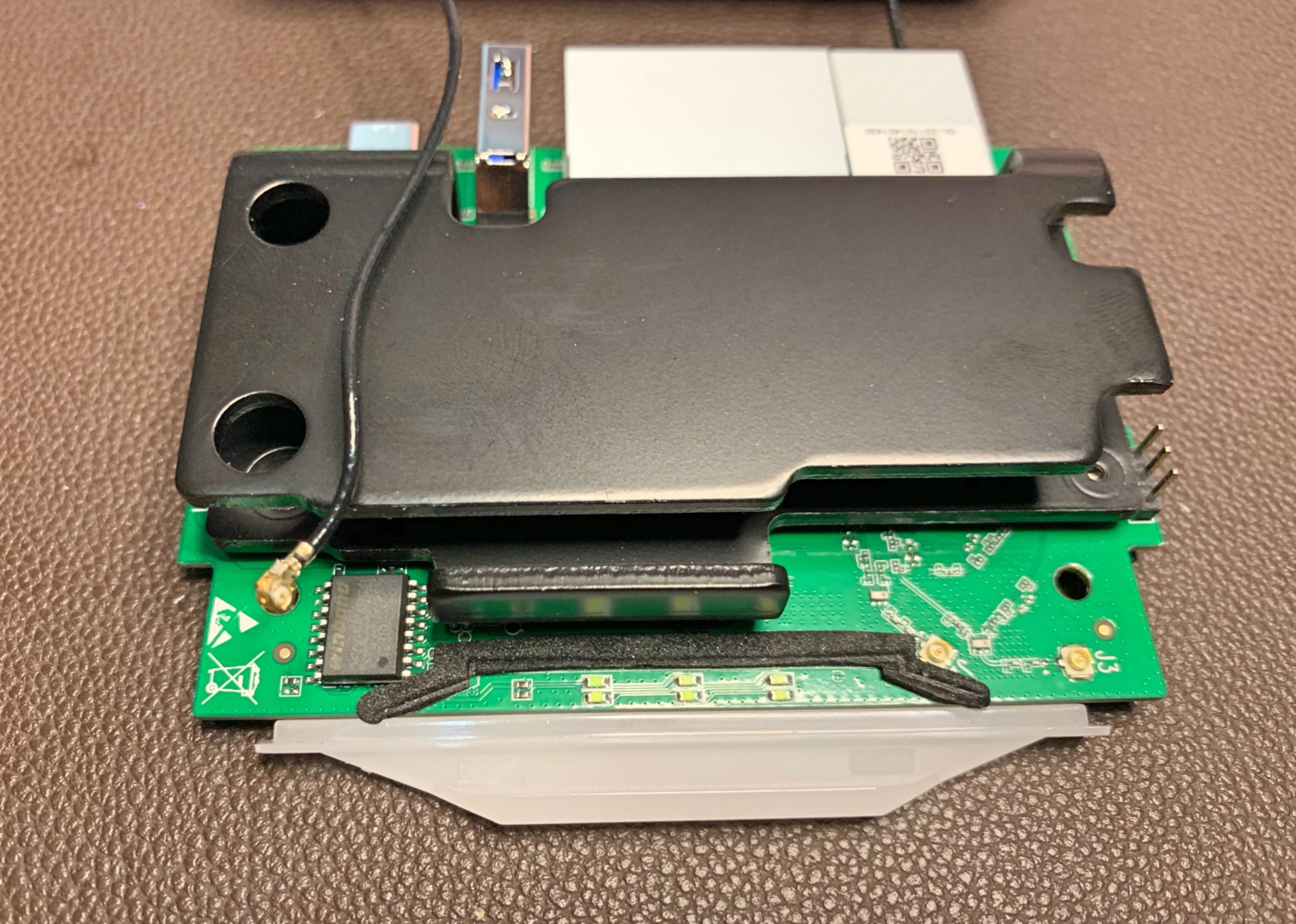 GL.iNet MT1300 full gigabit mini intelligent routing disassembly ...