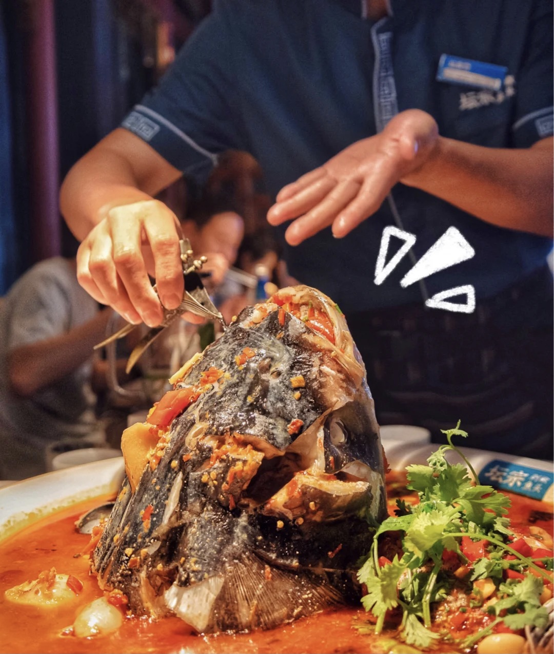 Entering the United Nations' Tanzong Chopped Pepper Fish Head ...