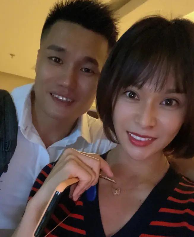 "Olympic God" Lv Xiaojun: Loved his wife for 10 years and married for 8 ...