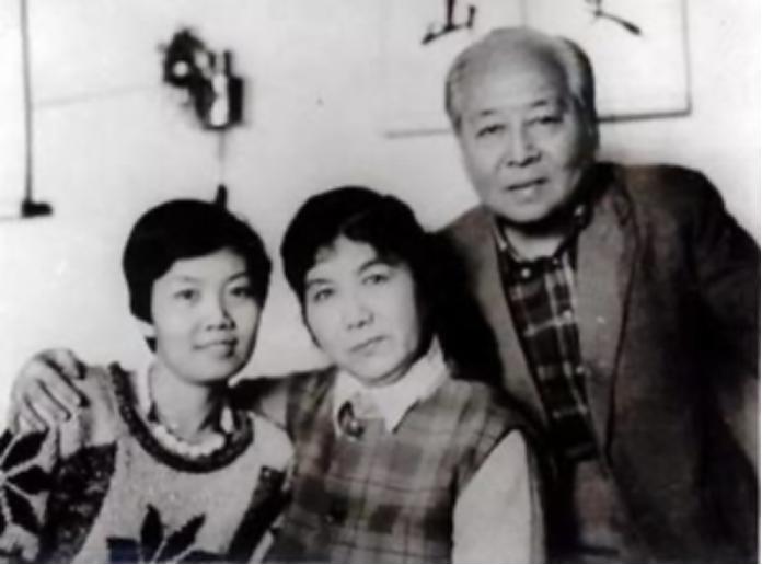 Xin Fengxia: She was severely autistic after her disability, she went ...