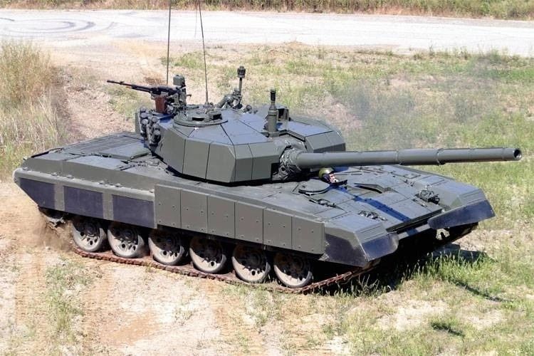 Efforts to piece together the wedding dress: Croatian M95 "Degman" main ...