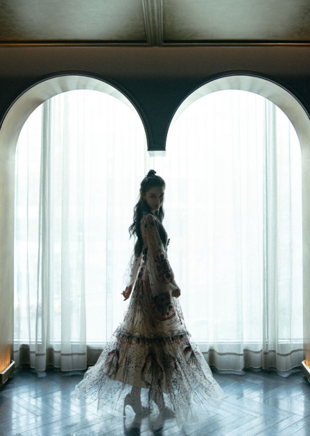Why is Yang Ying Dior's darling? Seeing her wearing a tulle skirt with ...