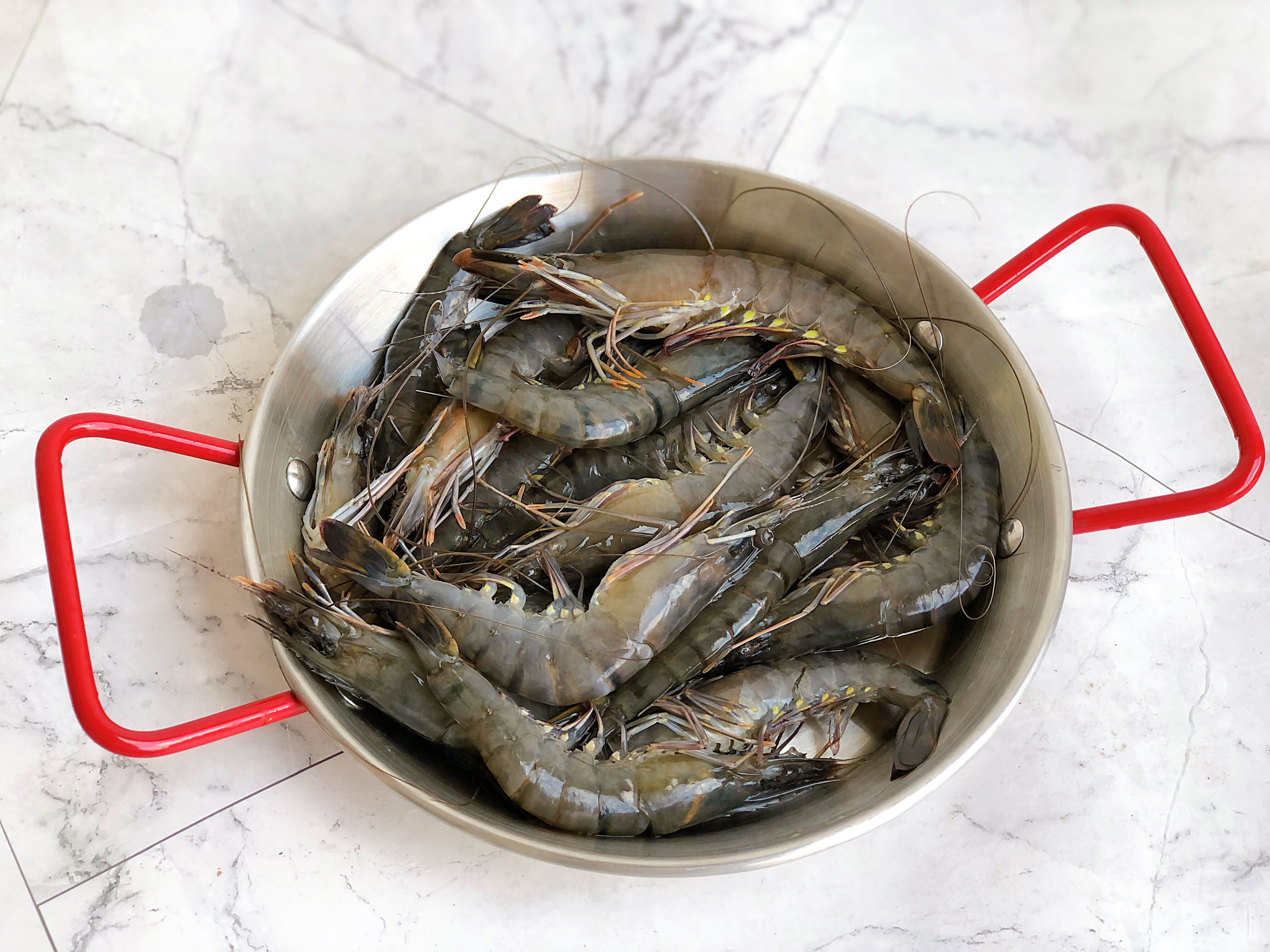 To keep prawns fresh, it's a mistake to put them in the refrigerator ...