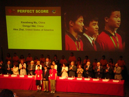 "Mathematics genius" Wei Dongyi: With a meal of 3 steamed buns and a ...