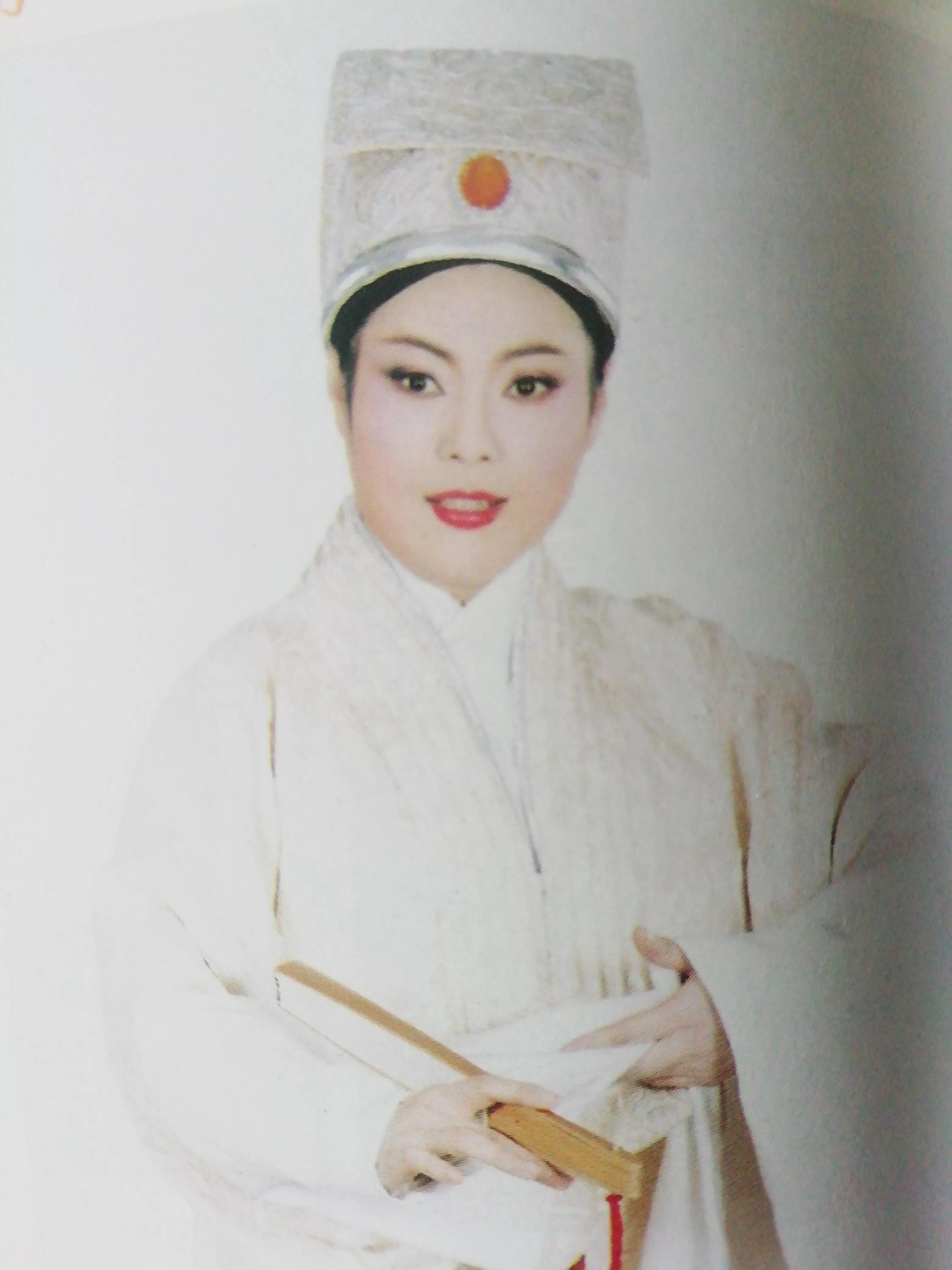 For Yue opera, she went abroad and returned to China, creating a new ...