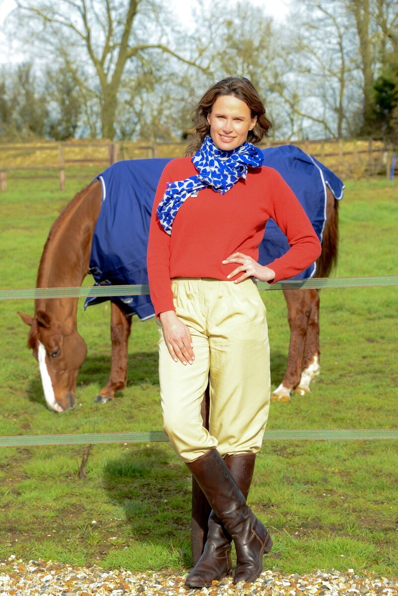 Kumani, a horseback beauty, enjoys a new life after divorce - iNEWS