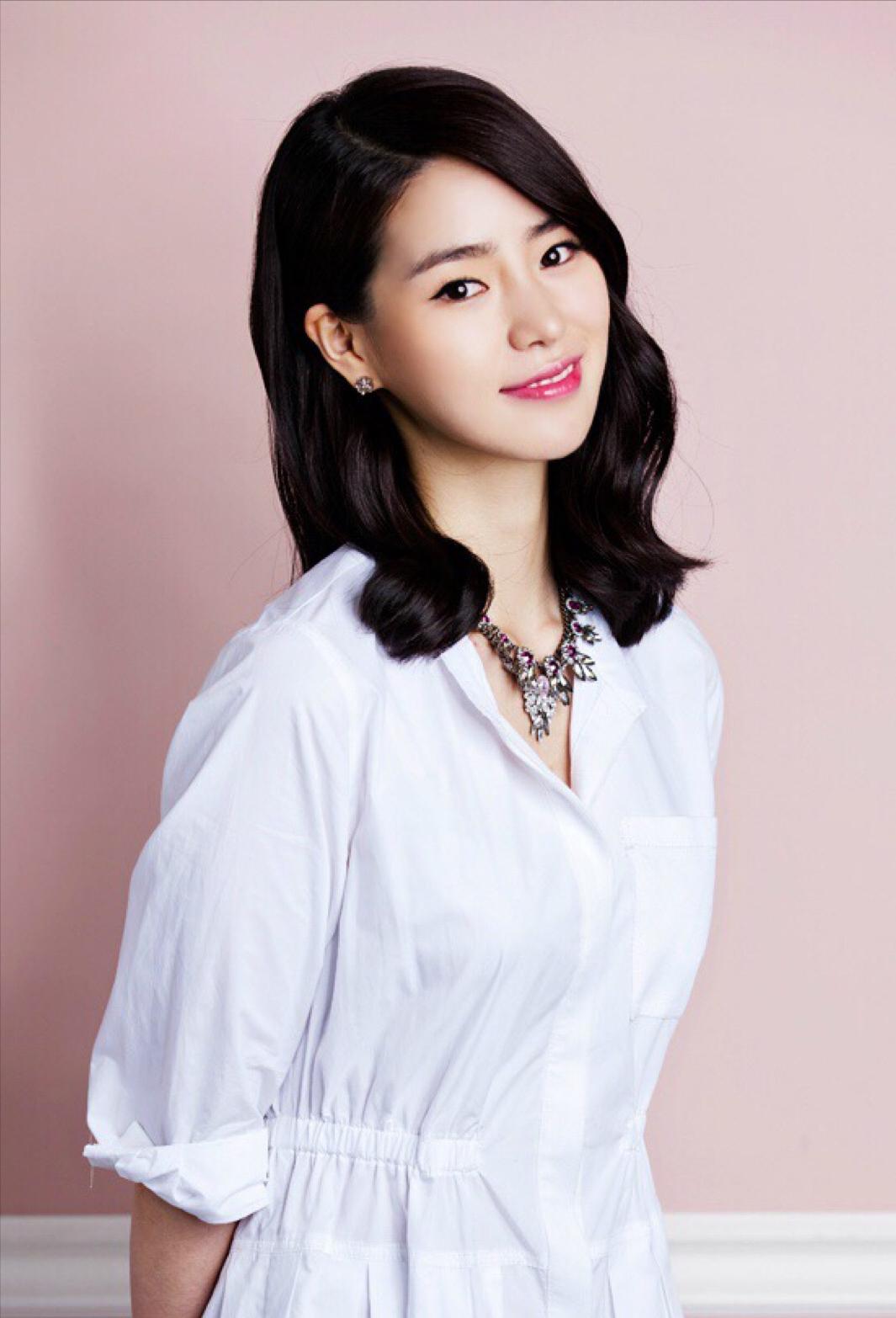 Jian Yan: Innocent appearance, "Korean version" Xiao Tang Wei - iNEWS