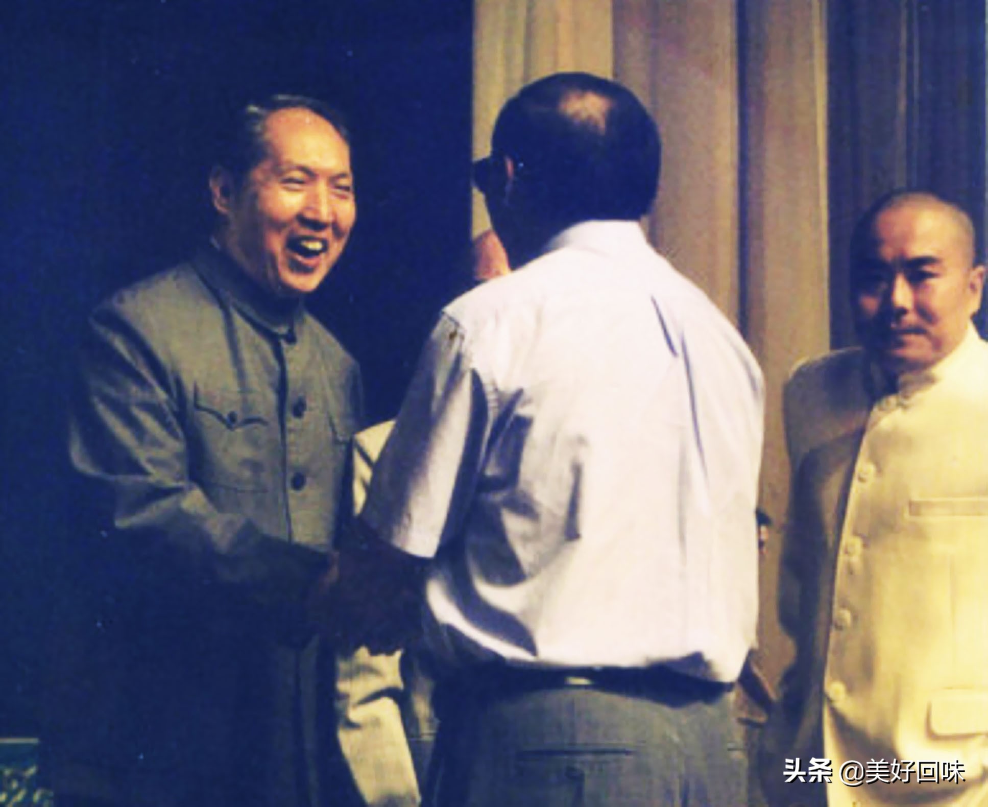 Haoliang and Qian Haoliang: The model play "The Story of the Red ...