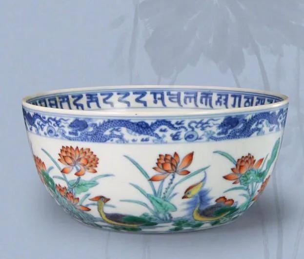 Chinese classical traditional pattern series-Mandarin duck and lotus ...