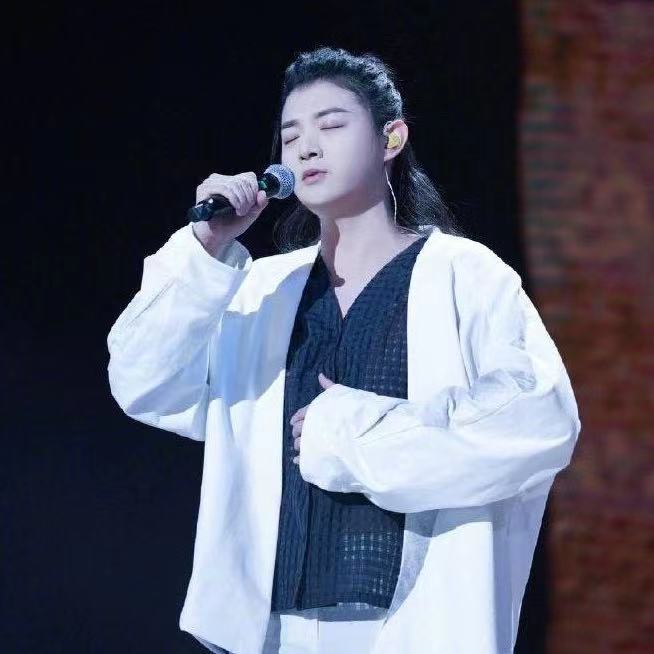 It is not accidental that Huo Zun abandoned Chen Lu, Huo Zun's father ...