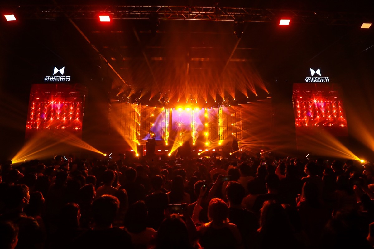 The line-up, dance, and creativity are all concert configuration Xiami ...