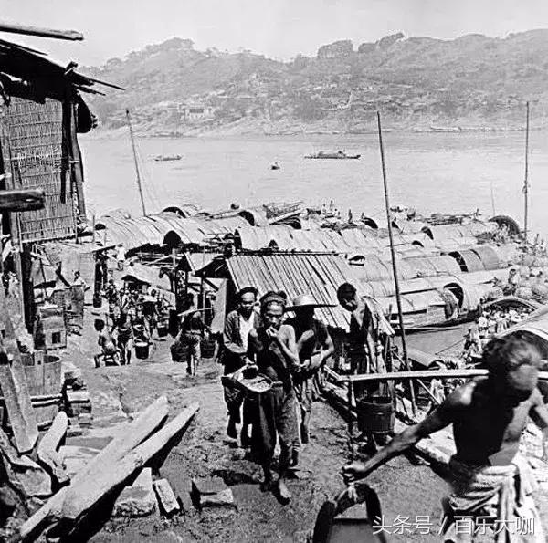 Old photos, the true face of Chongqing for a century, let's see what ...