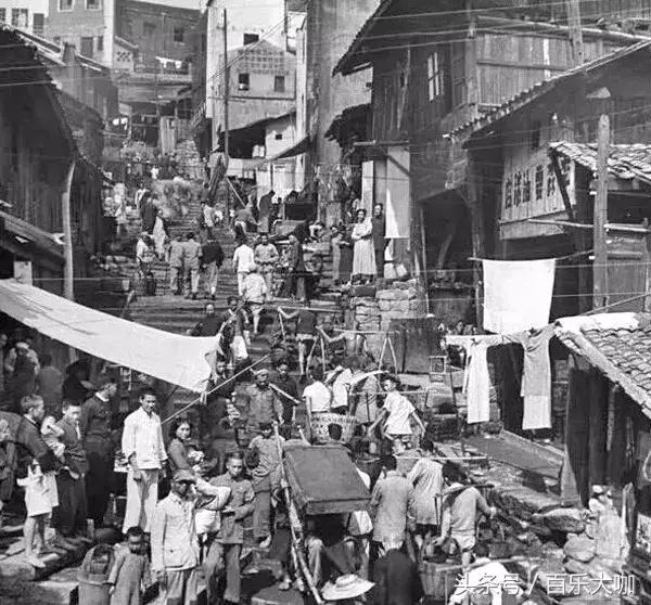 Old photos, the true face of Chongqing for a century, let's see what ...
