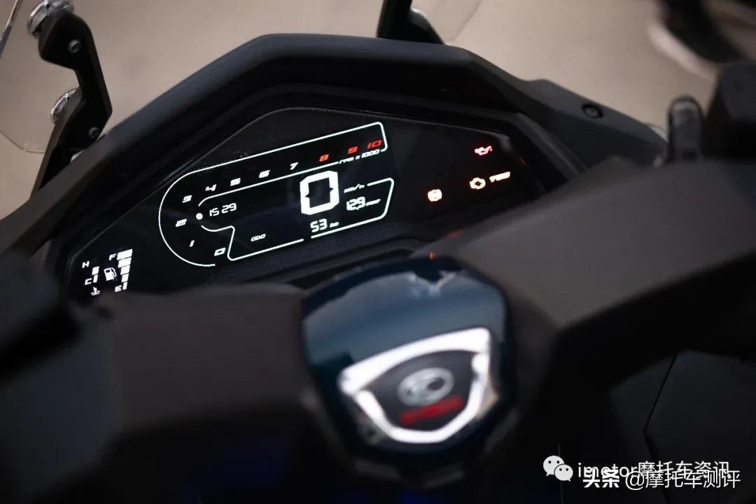 Guangyang Racing S350 sports pedal hits quickly - iNEWS