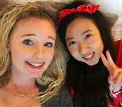 Remember Yang Shuping who said "American air is sweet"? The photo of ...