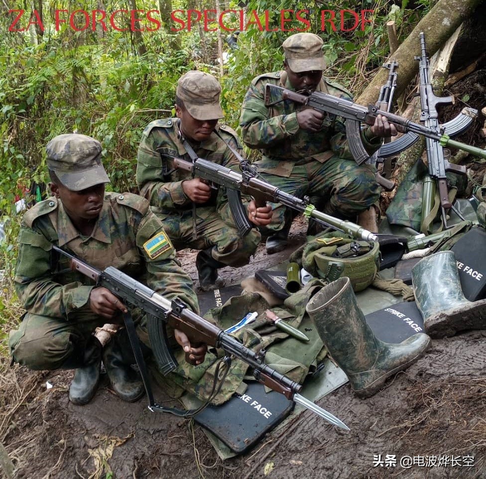 All are equipped with Type 81 rifles and Type 03 grenades!The Rwanda ...