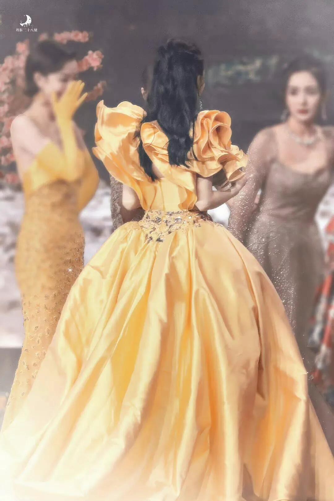 Angelababy, the beautiful mermaid princess - iNEWS