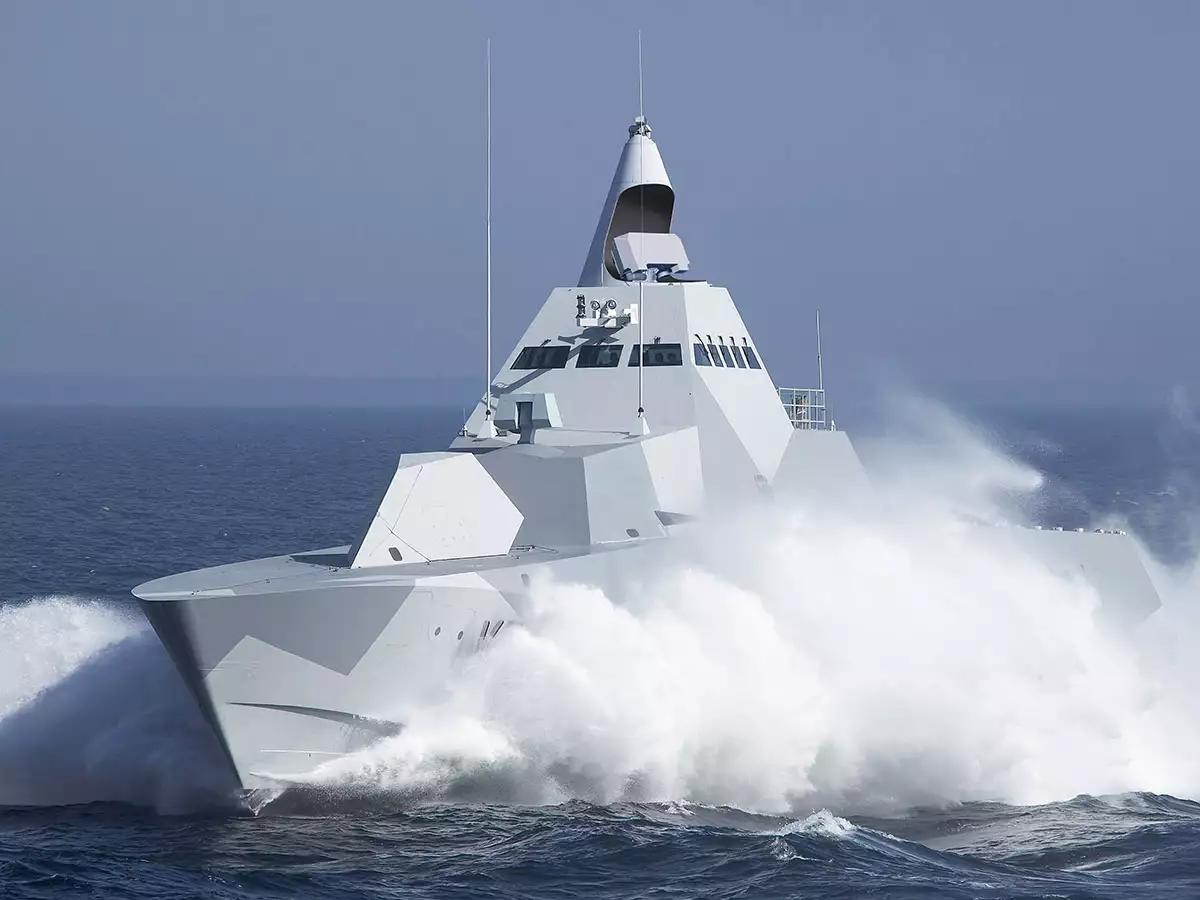 Picture 110 of the Swedish Visby-class patrol ship, the pioneer of the ...