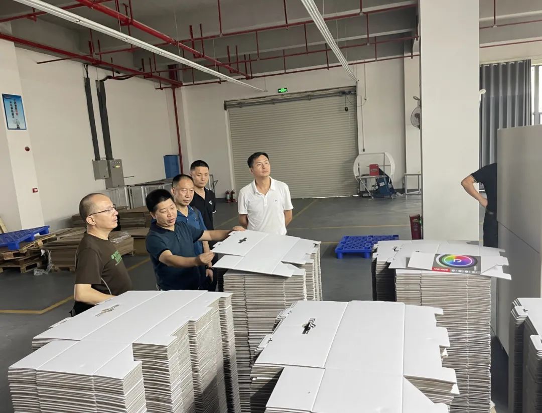 Chairman Mao Xiaobo went to Chenglingji to visit the enterprises invested by colleagues of the ...