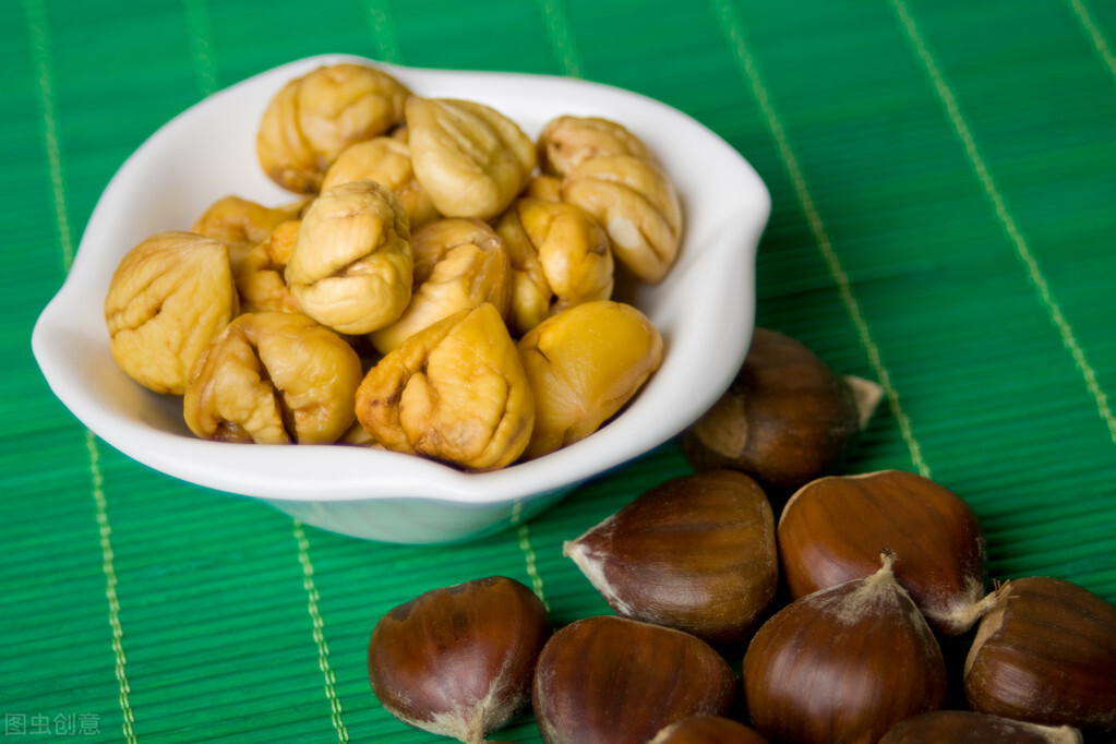When buying chestnuts, do you choose the bigger one or the smaller one ...