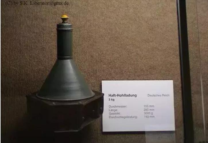 Magnetic landmine HHL: Why did the German anti-tank weapon of World War ...