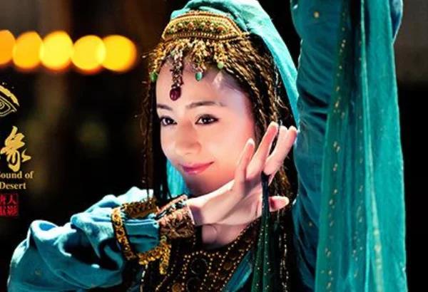 The second male Hu Ge is like the male first "Pocahontas" Liu Shishi ...