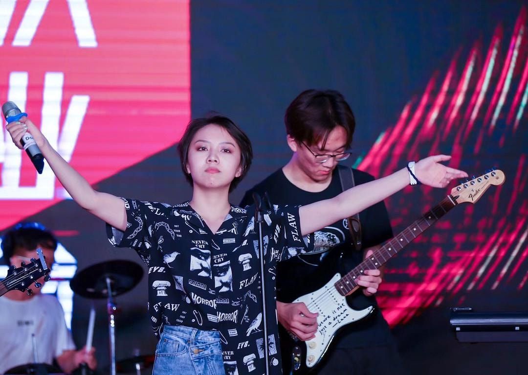 The sound of the Olympics is a recent photo of the girl Yang Peiyi, showing her youthful ...