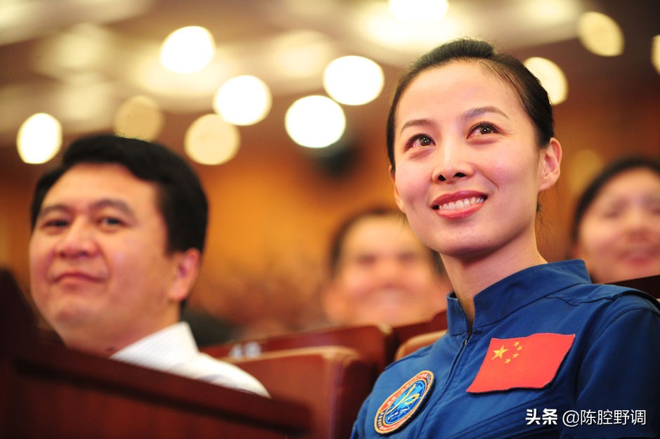 "The most beautiful astronaut" Wang Yaping, the couple blushed once ...