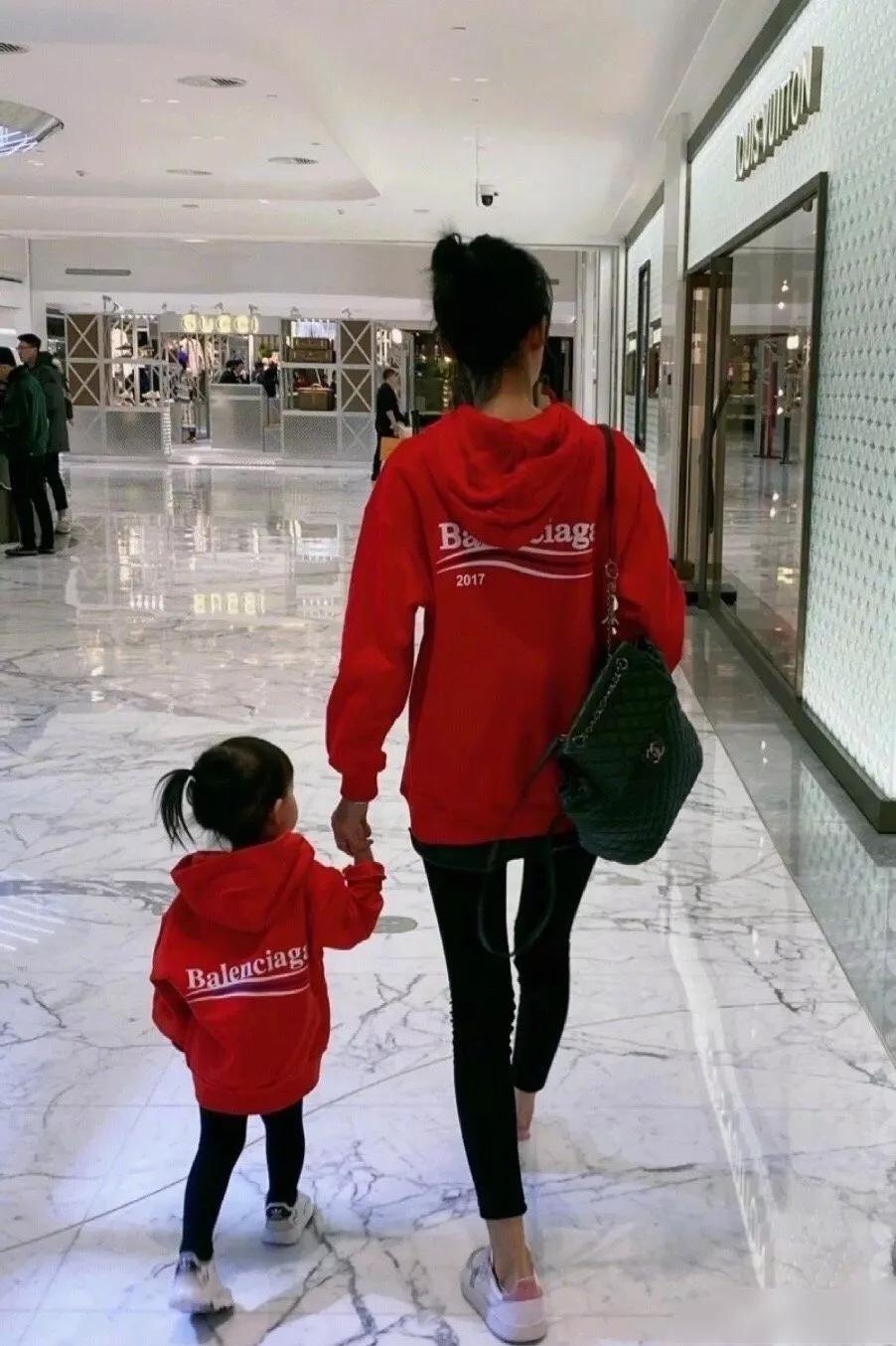 Sun Yi's daughter's birthday photos - iNEWS