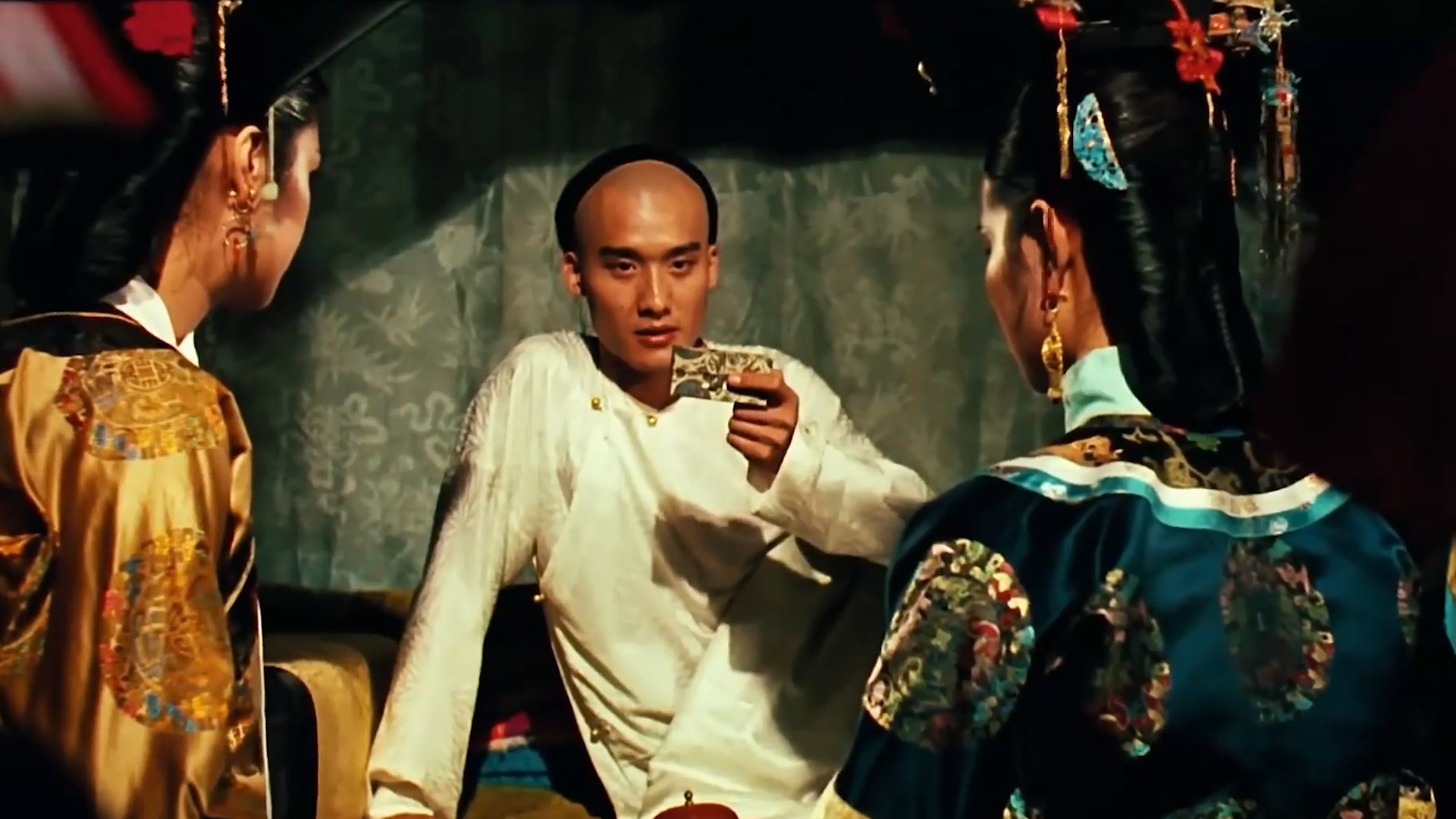 Why did Emperor Tongzhi die early at the age of 19?Such "toss", 19 ...