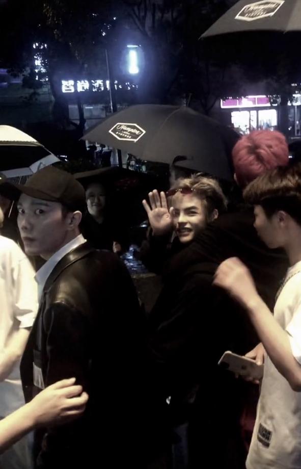 Yin Shihang showed his plastic surgery process generously. After seeing ...