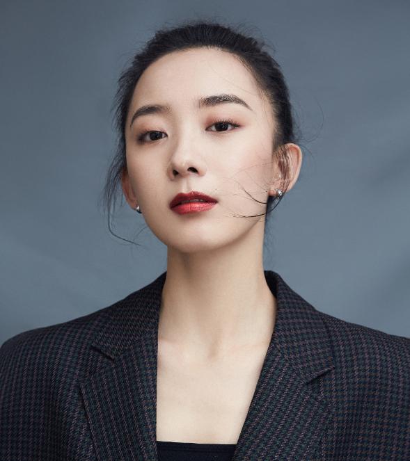 Zhu Yan Manzi wears elegant and atmospheric everyday, how fans think of ...