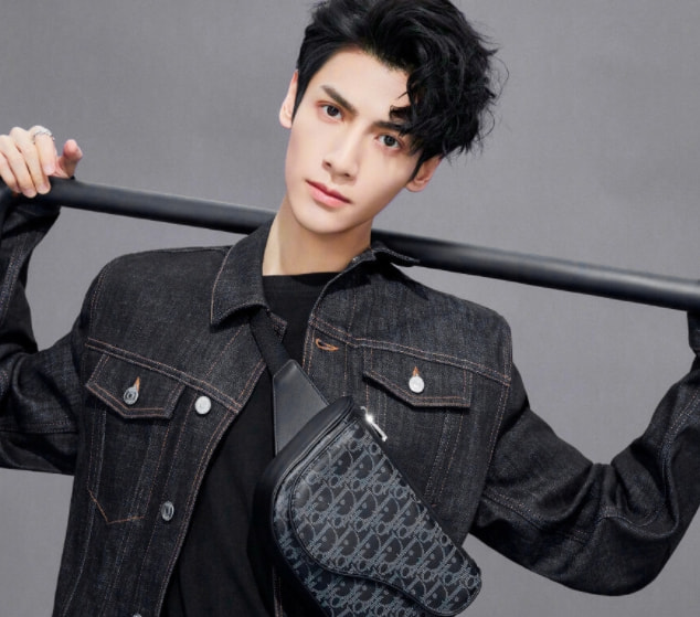 Luo Yunxi was beaten up and reversed?Ji Huanbo became a "victim" and ...